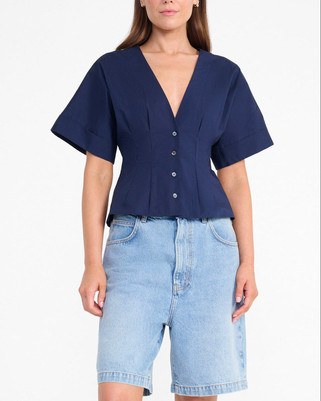 Discover the new ELLE TOP | NAVY from STAUD – Sea Biscuit